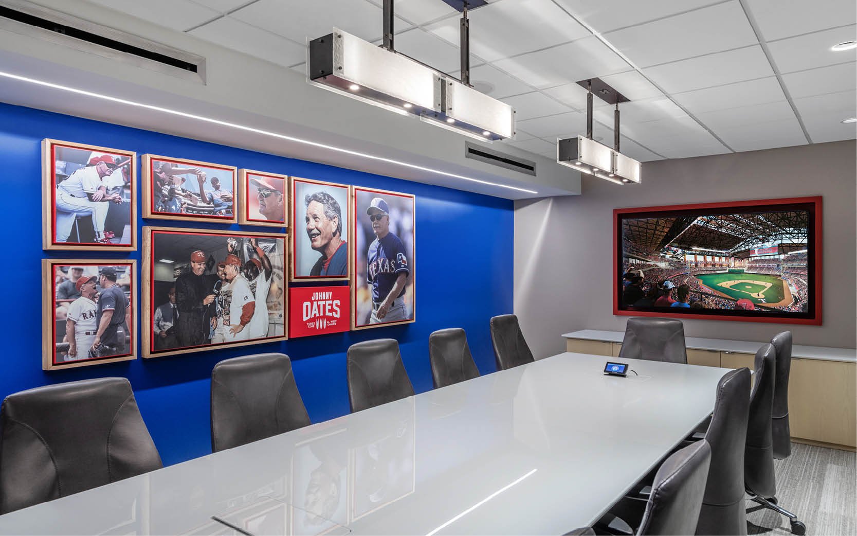 Downstream Unispace | Project | Texas Rangers