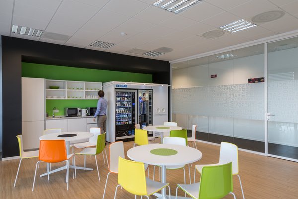 Workspace and Office Design Projects in Milan: Ecolab | Unispace