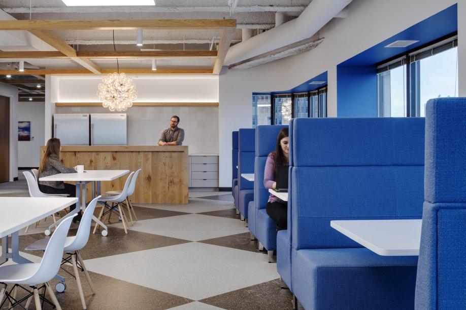Workspace and Office Design Projects in Boston: Experian | Unispace