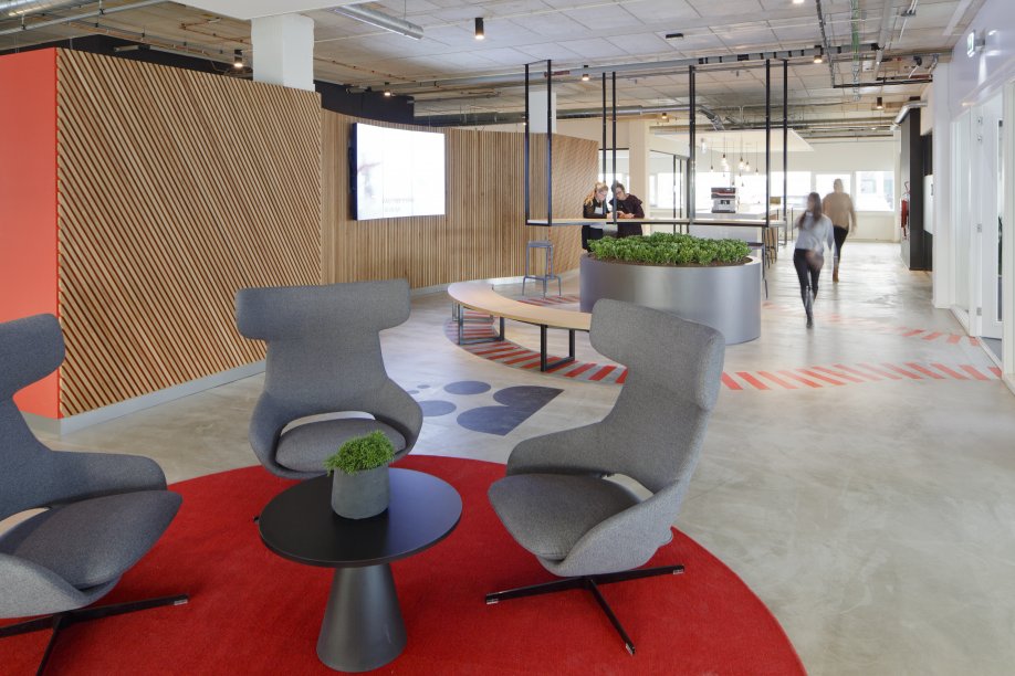 Workspace and Office Design Projects in Amsterdam: Adecco | Unispace