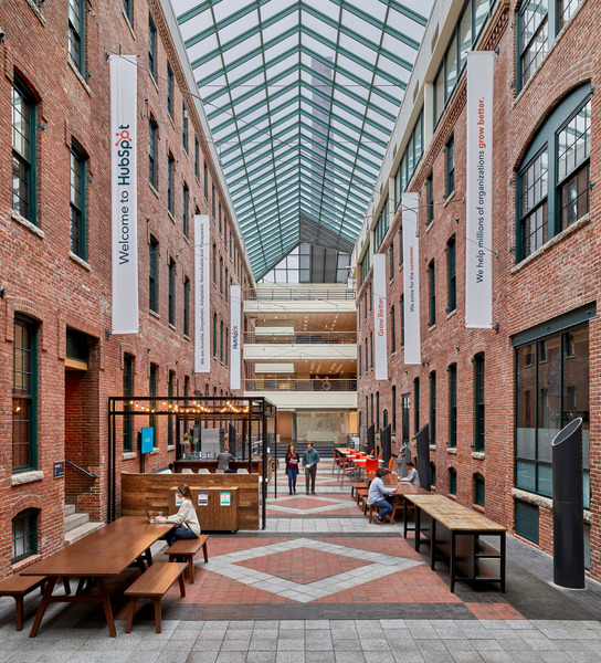 Workspace And Office Design Projects In Cambridge Hubspot Unispace workspace-and-office-design-projects-in-cambridge-hubspot-unispace